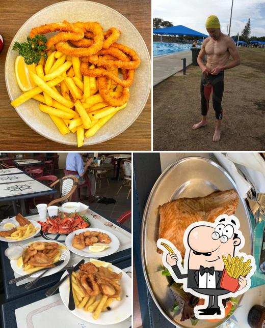 Flinders Seafood & Bar, Sandgate - Restaurant menu, prices and reviews