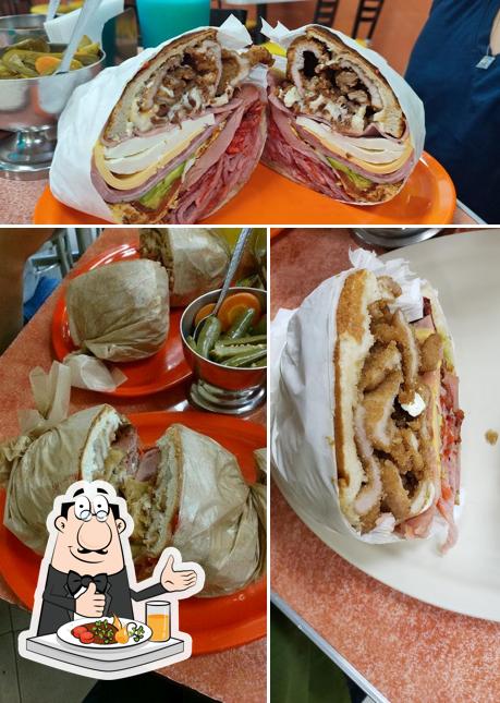 Tortas Gigantes Sur 12, Ciudad de México, Fray Servando (estación ...