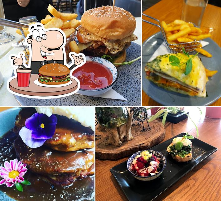 Café Bear & Scoobs, North Geelong - Restaurant menu, prices and reviews