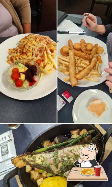Red Cliffs Club, Red Cliffs - Restaurant menu, prices and reviews