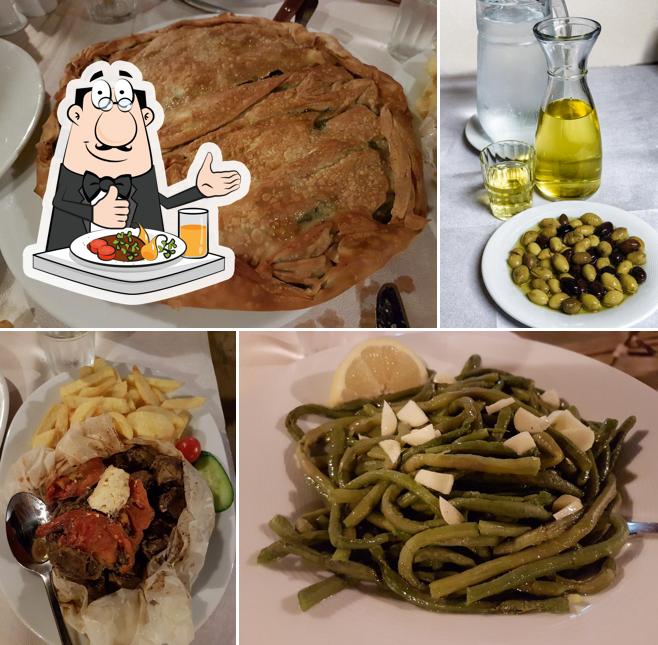 Paralia Tavern, Xirokampi - Restaurant reviews