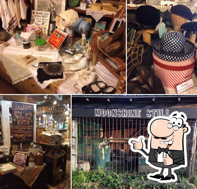 The Hitching Post & Old Country Store in USA - Restaurant reviews