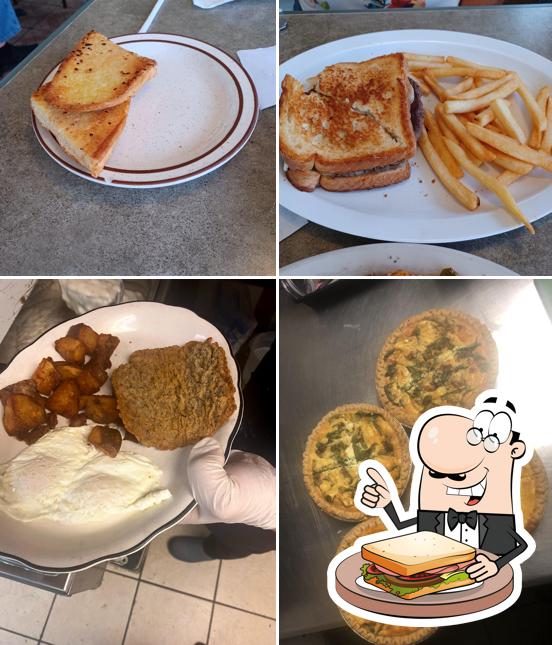 Dora Cafe, Mount Dora - Restaurant menu, prices and reviews