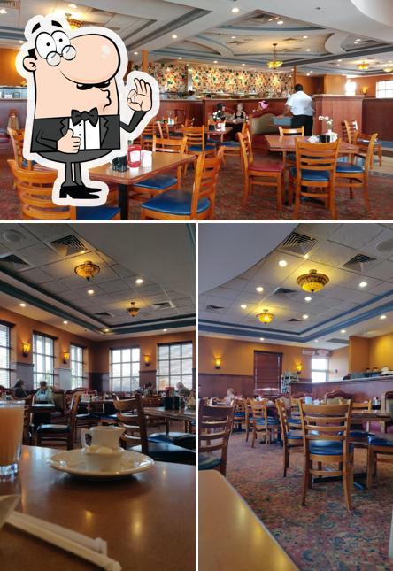 Lumes Pancake House Frankfort in Frankfort - Restaurant menu and reviews
