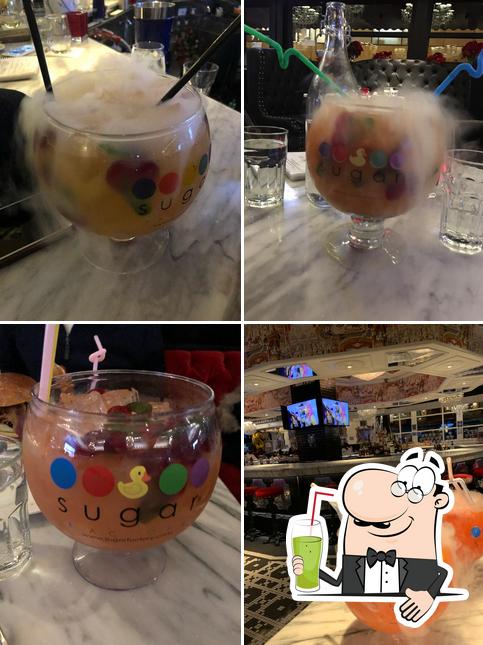 Sugar Factory Chicago River North, 55 E Grand Ave in Chicago ...