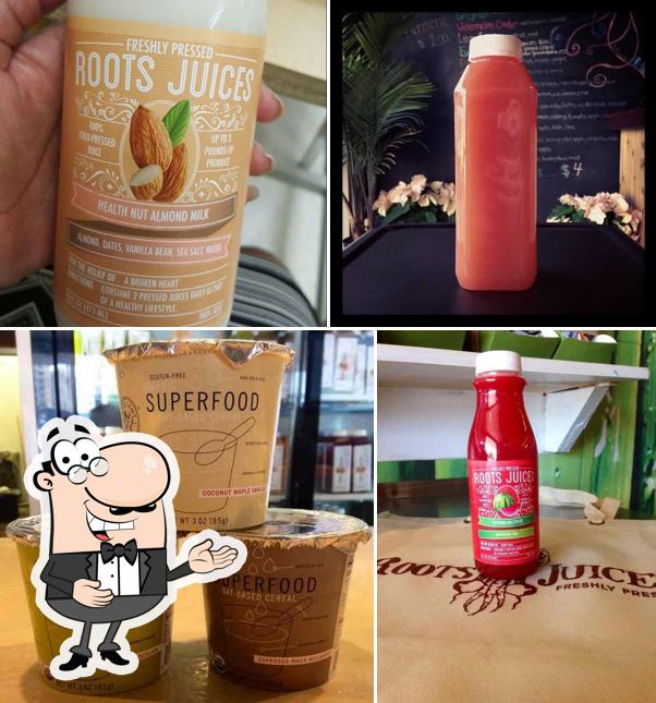 Roots Juices, 3527 Oak Lawn Ave in Dallas - Restaurant menu and reviews