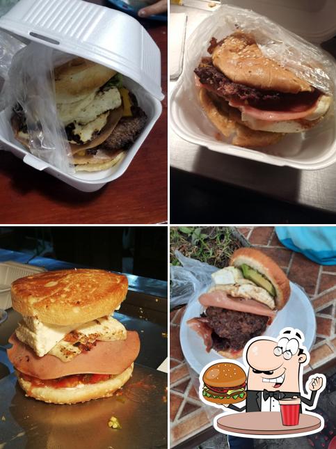 Mac Lomas Hamburguesas, Santiago de Querétaro - Menú del restaurante ...