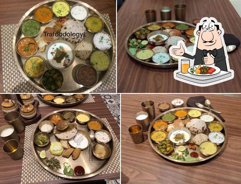 Maharaja Bhog Premium Veg Thali, Pune - Restaurant menu, prices and reviews