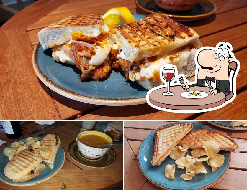 The Old Store Cafe in Norris Point - Restaurant reviews