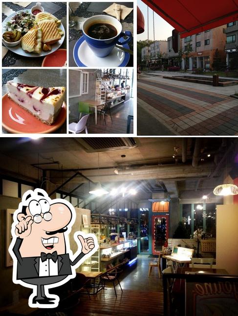 morning sunset cafe, Seongnam-si