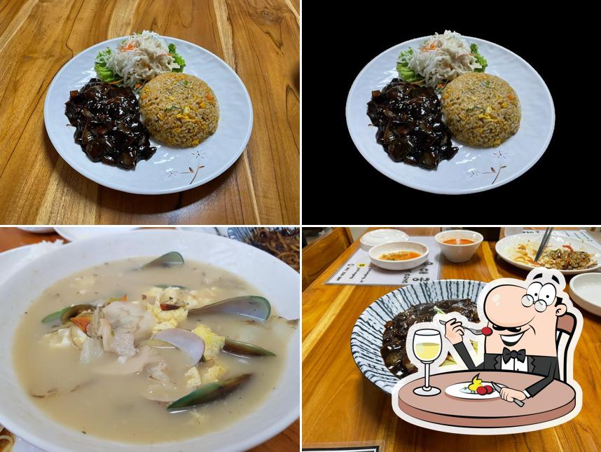 Yuk Hae Gong restaurant, Bekasi Regency, Ruko Pavilion Shop ...