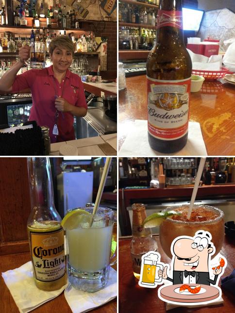 Barcenas Mexican Restaurant, 2200 W Bay Area Blvd in Friendswood ...