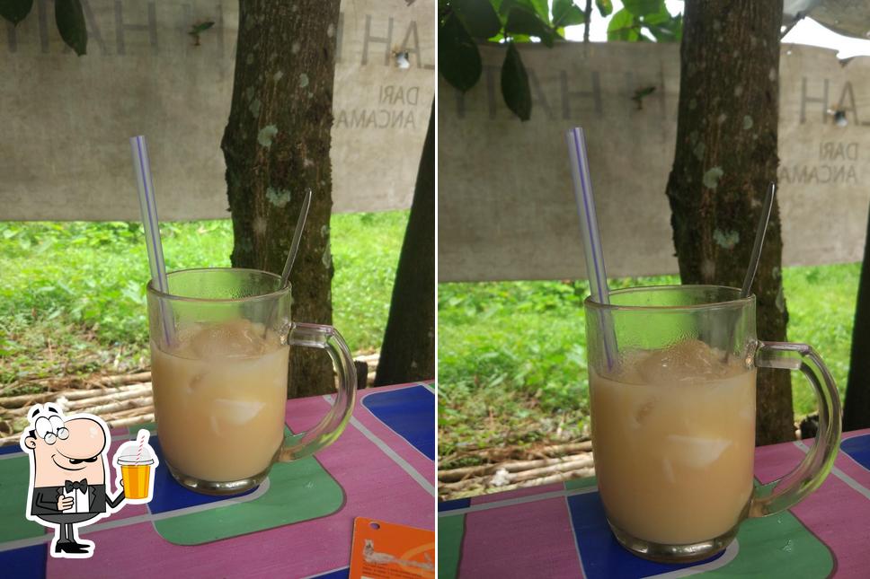 Es Nyiur Fauzan Mahat Kasan restaurant, Banjarmasin - Restaurant reviews
