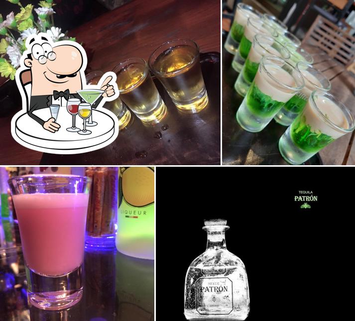 Shots bar, Bangkok - Restaurant reviews