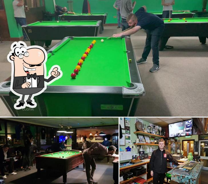 Cousins Professional Snooker & Pool Club in London - Restaurant reviews