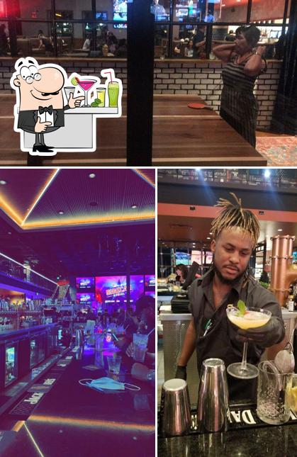 Pub y bar Sidecar Social Addison, Dallas - Carta del restaurante y ...