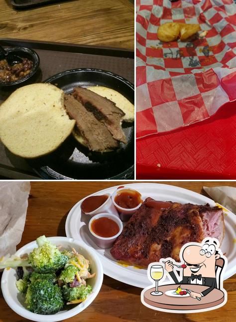 Harmony Hall in Charlotte - Restaurant reviews