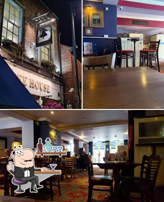 The Moon & Bell - JD Wetherspoon, Loughborough - Restaurant menu ...