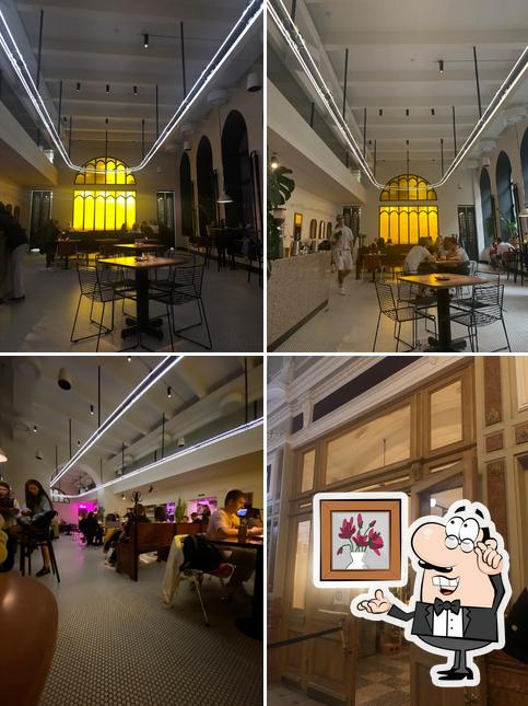 Tiger Lily restaurant, Saint Petersburg, Italyanskaya Street ...