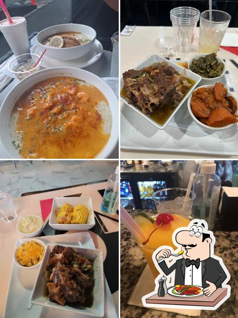 Eleven19 kitchen & cocktails in North Chicago - Restaurant menu and reviews