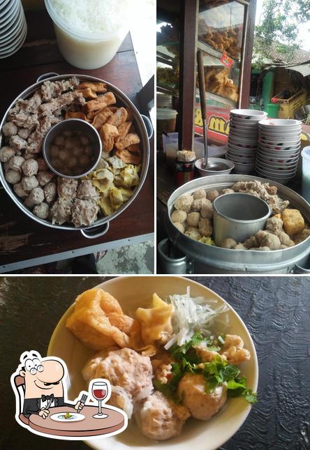 Mie Ayam Dan Bakso Cak Gondrong restaurant, Malang - Restaurant reviews