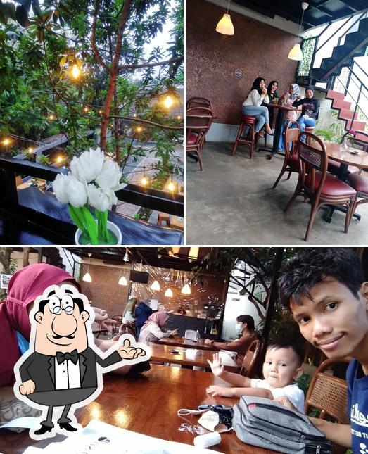Tepi Bambu cafe, Depok - Restaurant reviews