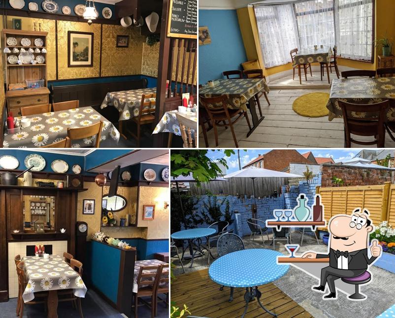 The Artful Dodger cafe, Burnham-on-Sea - Restaurant menu, prices and ...