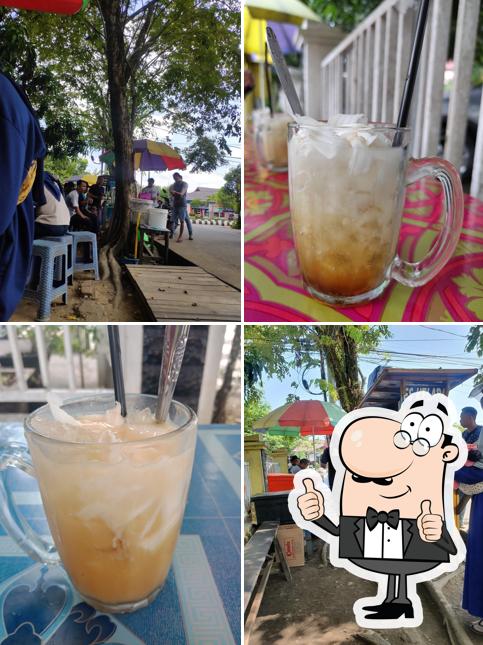 ES Degan Kelapa Muda NTB cafe, Pembataan - Restaurant reviews