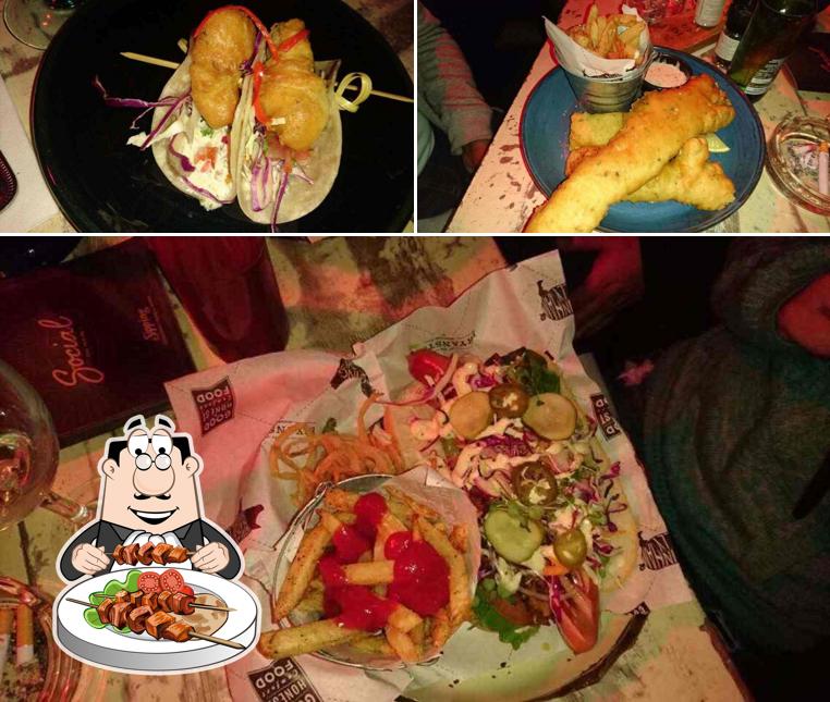 Menu of Social On Main - Bryanston pub & bar, Sandton, 1 Posthouse ...