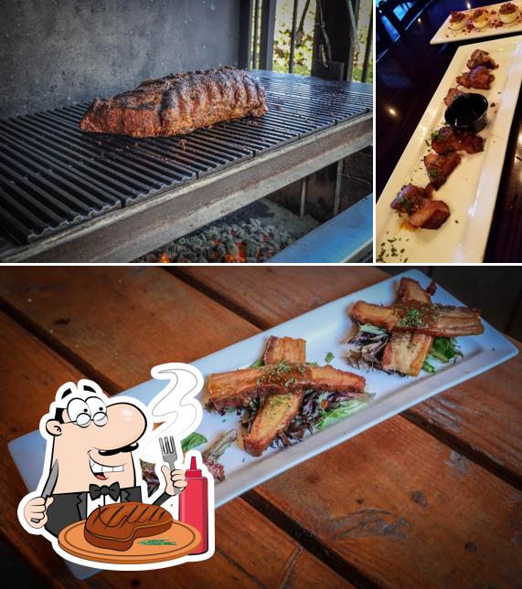 The Twisted Pig Bar and Grill, Modesto - Restaurant menu, prices and ...