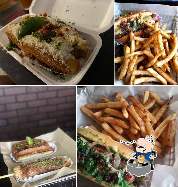 Dirt Dog Inc. in Los Angeles - Restaurant menu and reviews