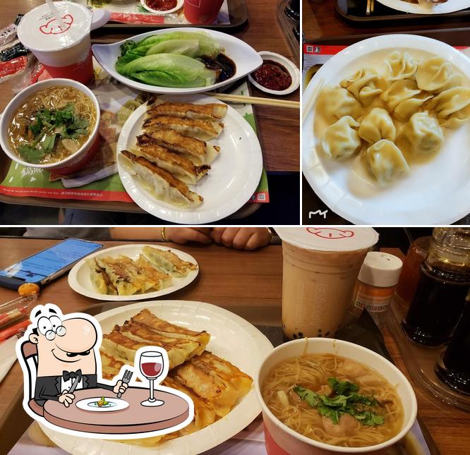 Bafang Dumpling restaurant, Hong Kong, 8 Wo Mun St - Restaurant reviews