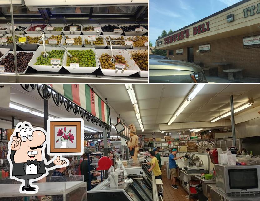 Tenuta's Deli, Kenosha - Restaurant menu, prices and reviews