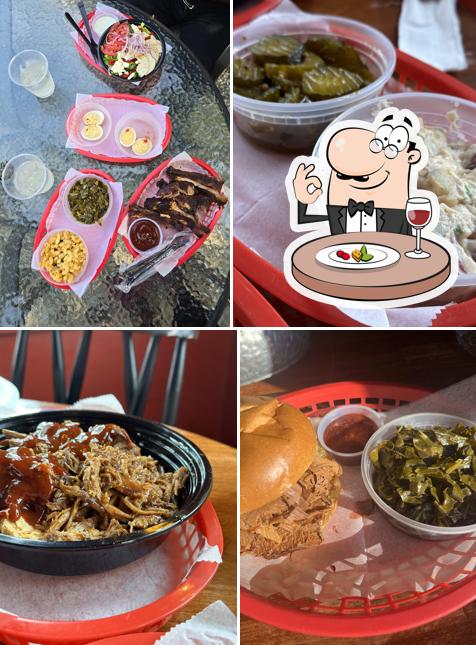 When Pigs Fly, Sharon - Restaurant menu, prices and reviews