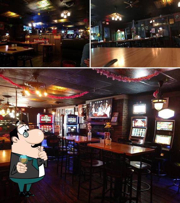 Peoria Pizza Works, Peoria Heights - Restaurant menu, prices and reviews
