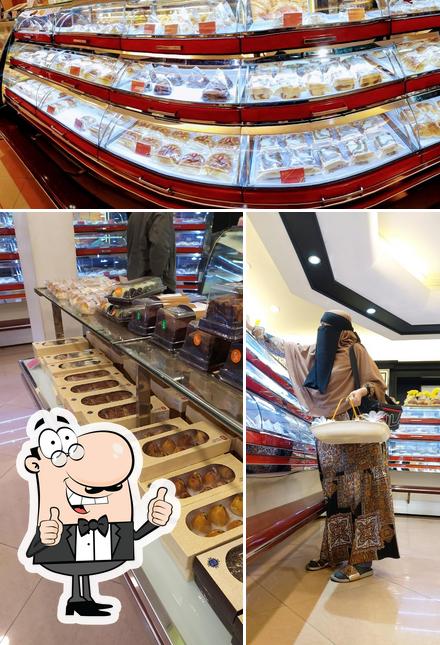 Holland Bakery, Malang, Jl. Dr. Cipto - Restaurant reviews