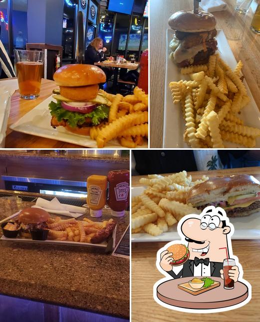 Blue Shark Ale House in Urbandale - Restaurant reviews