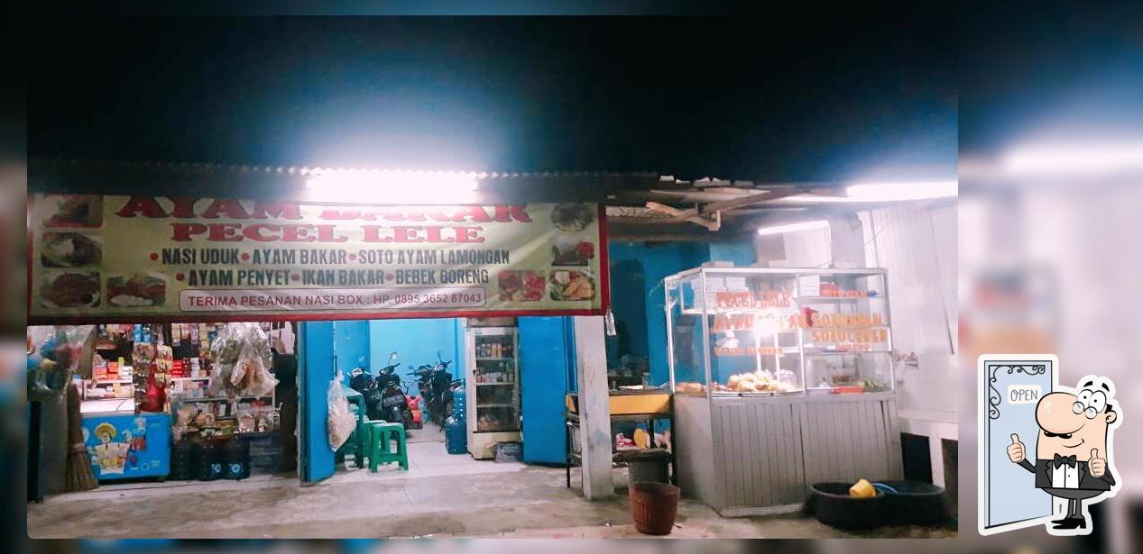Ayam Bakar & Pecel Lele MAS ARI lamongan restaurant, Ragajaya ...