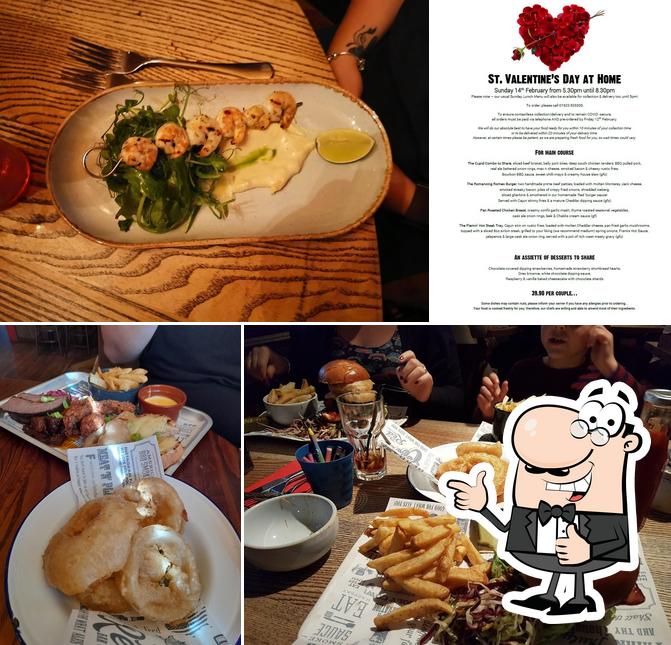 The Red Bar & Grill, Mansfield - Restaurant menu, prices and reviews