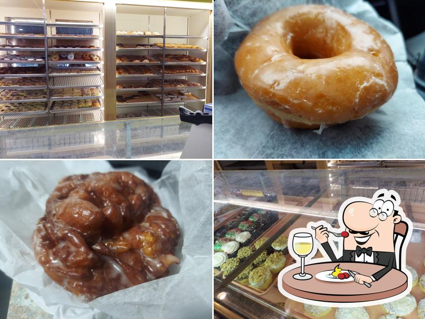 Wolf's Bakery, 3241 95th St in Evergreen Park - Restaurant menu and reviews