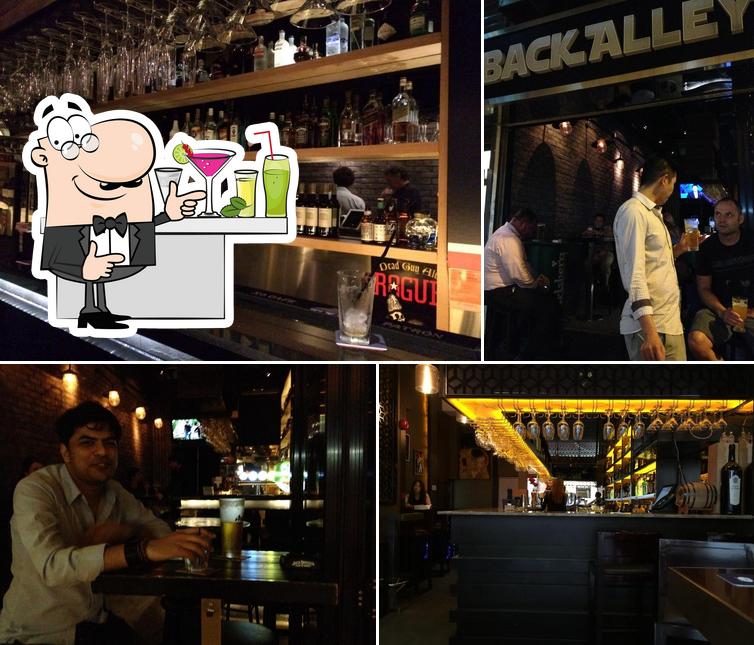 Back Alley pub & bar, Hong Kong - Restaurant reviews