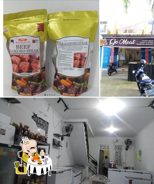 Go-Meat Shop and Steak restaurant, Karawang, Komplek Ruko Mahkota ...