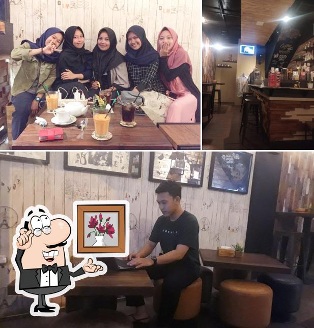 Three Times Coffee Shop restaurant, Makassar - Restaurant reviews