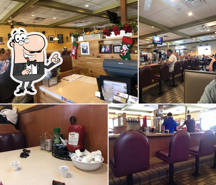 Blueberry's Cafe, 3350 Tamiami Trail N in Naples - Restaurant menu and ...