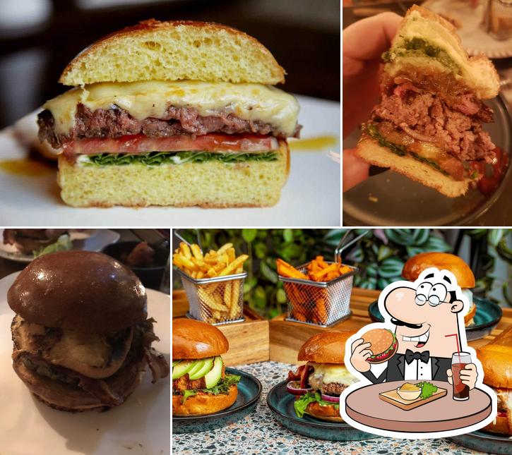 Best poutine in London restaurants, winter 2023 - Restaurant Guru
