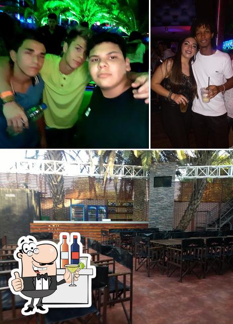 Sky Club, La Banda