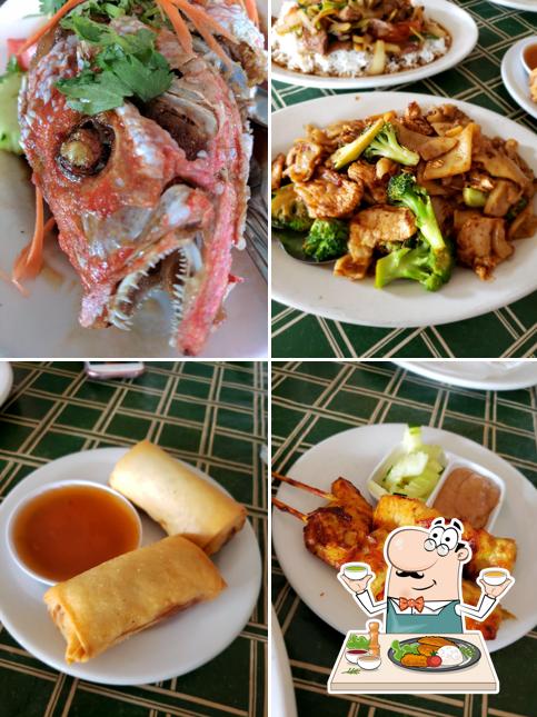 Thai Valley in Chicago - Restaurant menu and reviews