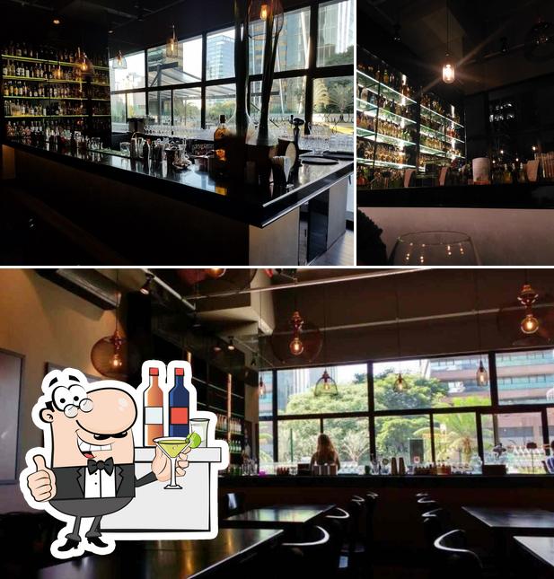Sky Hall Terrace Bar, São Paulo, 1327 - sobreloja - Restaurant reviews
