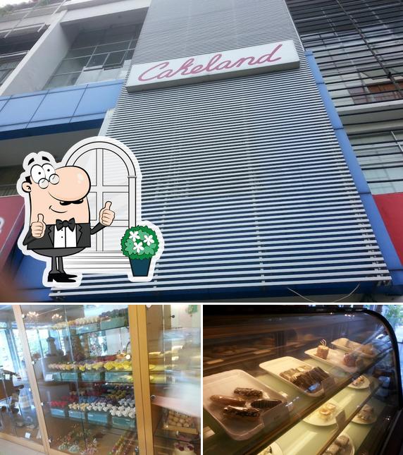 Cakeland, Surabaya - Restaurant reviews
