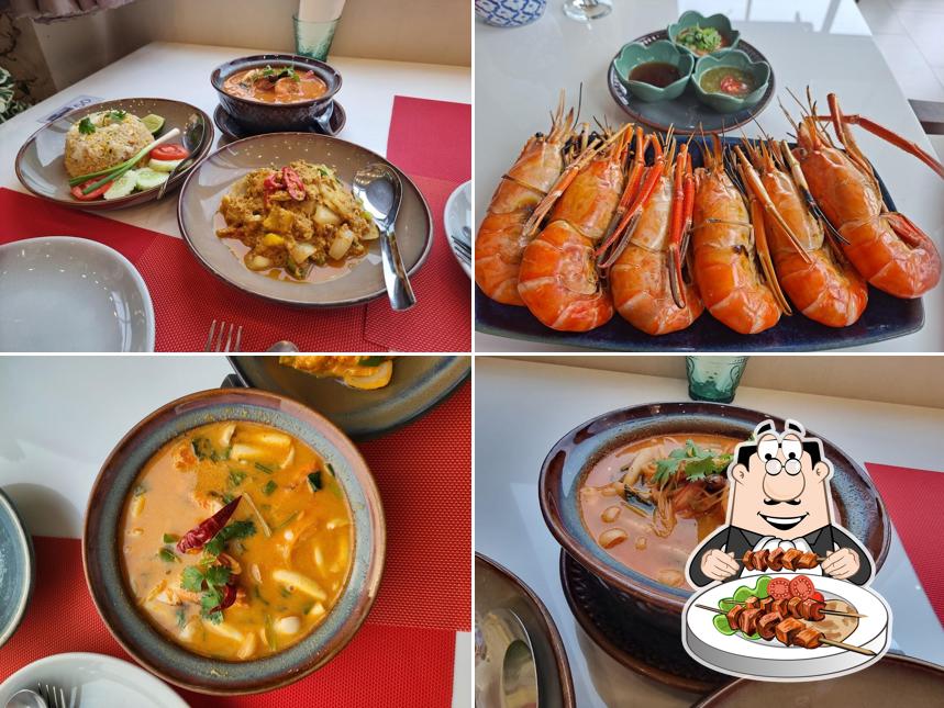 Chom Arun, Bangkok, Sanam Chai - Restaurant menu, prices and reviews